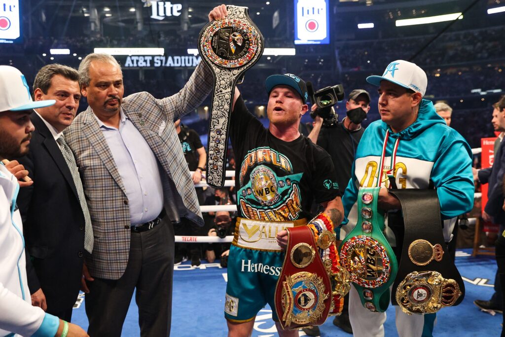 Saul 'Canelo' Alvarez Becomes Unified Champion at 168lb after KO ...